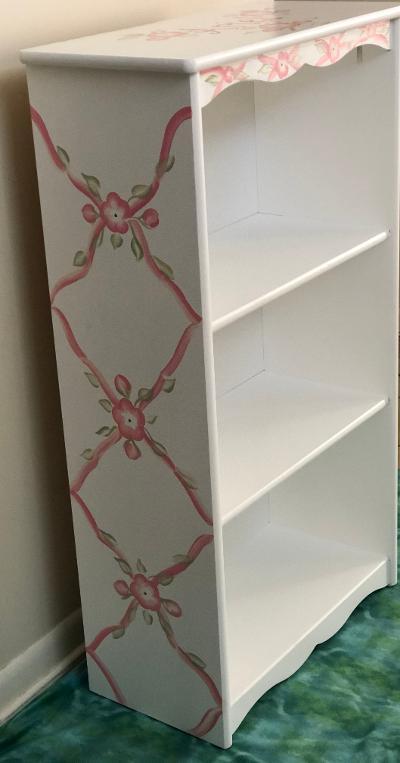 Scalloped Bookcase