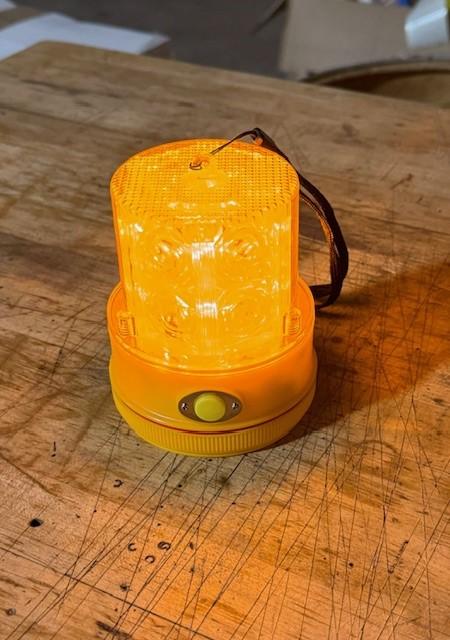 Battery Powered LED Beacon with 20 second time delay OFF Model LX-24-TD-A
