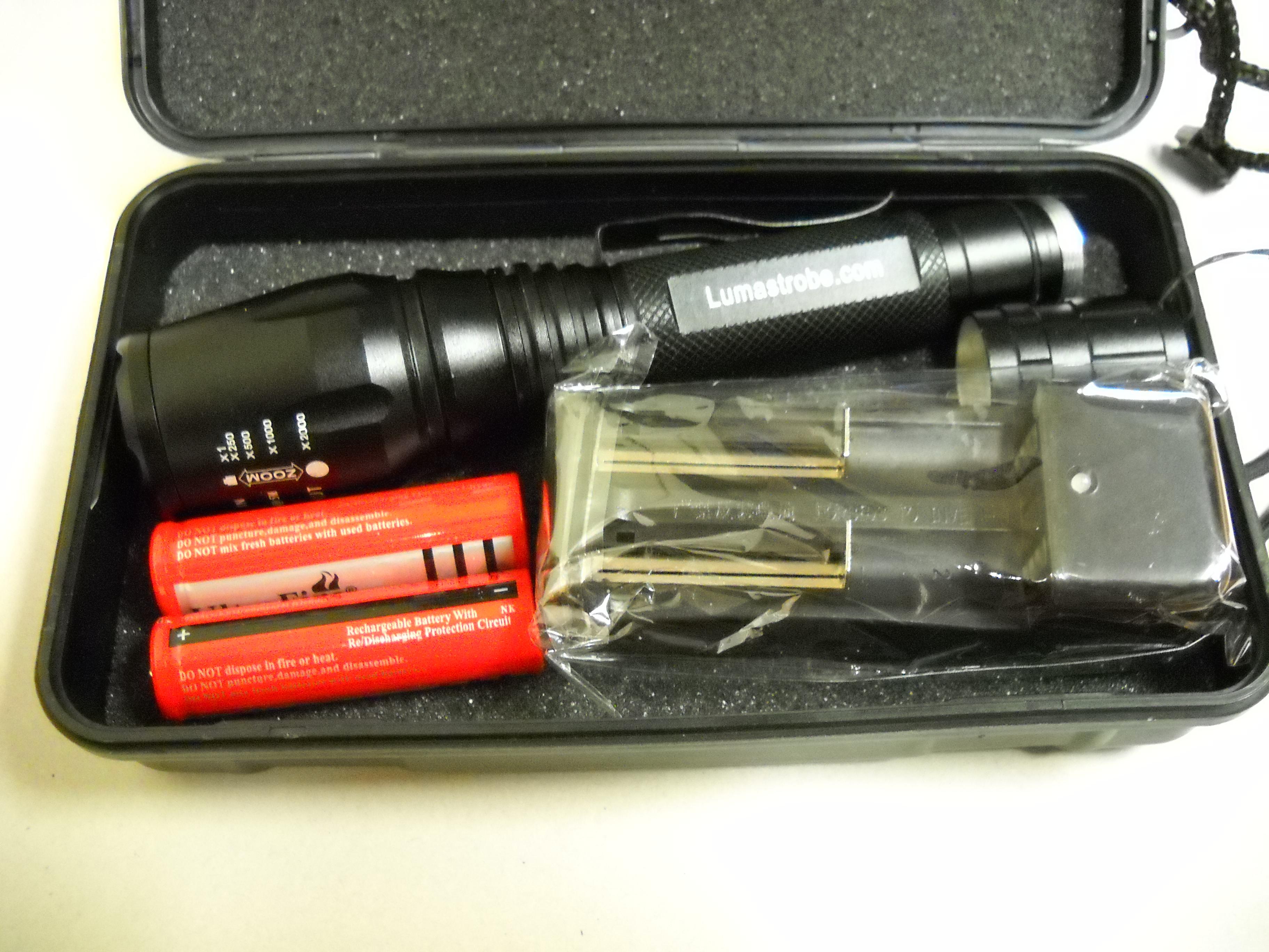 Lumastrobe Tactical Flashlight Kit